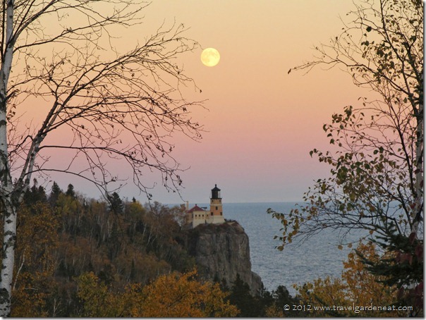 Moonrise Over Split Rock – Travel. Garden. Eat.